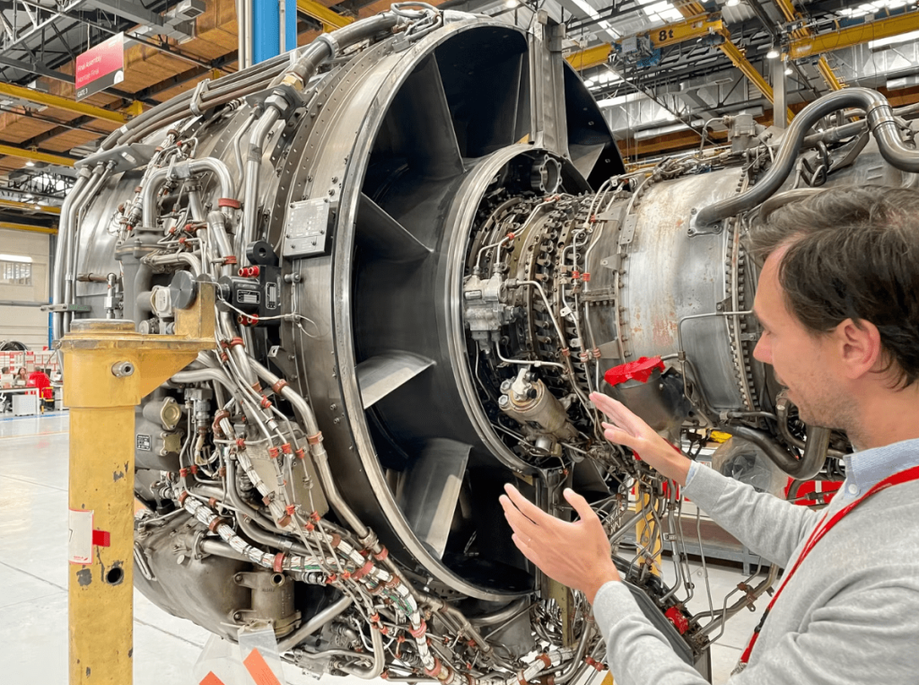 What Roles Do Human Factors Play In Aviation Safety? – Viet Flight Training